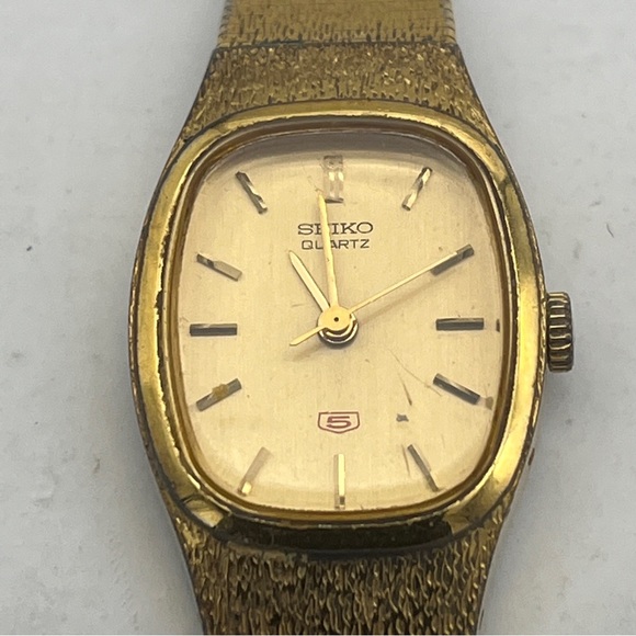 Seiko | Accessories | Vintage Ladies Seiko Quartz Gold Tone Watch | Poshmark
